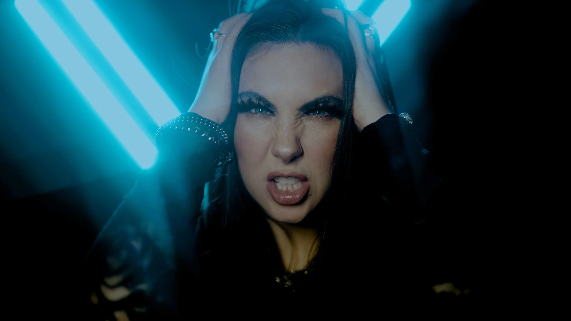 Amaranthe estrena videoclip “Interference” - The sound of the embryo